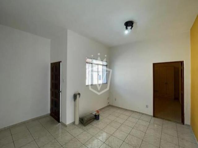 Casa para venda e locação, 2 quartos, Centro Jundiaí/SP