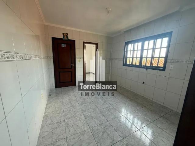 CASA À VENDA, Edícula com Churrasqueira, 147 m² de área útil