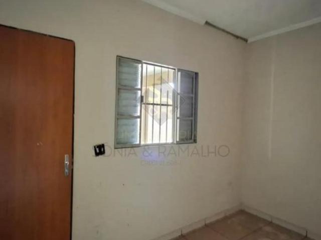 Casa para venda e locação com 160,60m² de área construída e 03 quartos no bairro Vila Recreio, em Ri