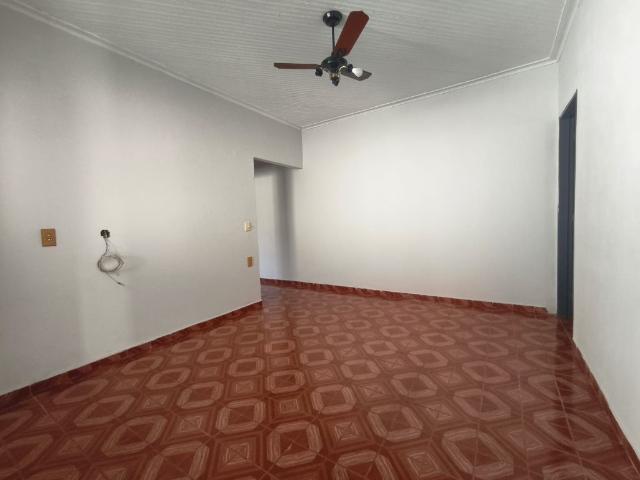Casa para venda e locação com 2 quartos no Loteamento Solo Sagrado, Catanduva Imobiliária Casa Verde Catanduva