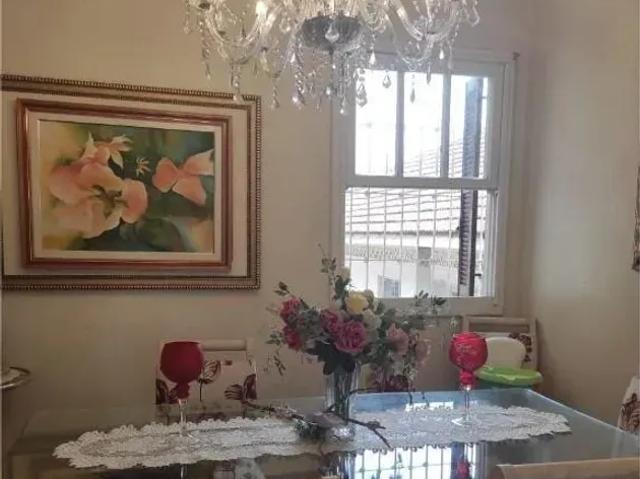Casa para venda e locação com 3 dormitórios, piscina, churrasqueira e vaga de garagem, excelente lo