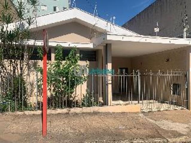 Casa para venda e locação com 3 quartos no Centro, São Carlos Imobiliária Urbana