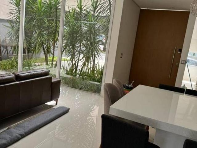 Casa para venda e Locação Alphaville