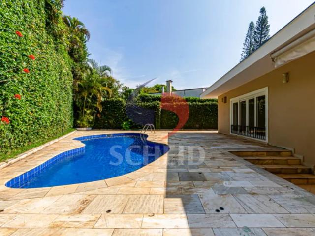 Casa para venda e locação em Jardim Guedala com 3 quartos, sendo 3 suítes, 470m² rua Malvinas