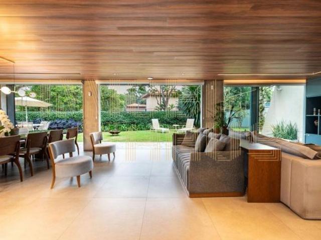 CASA PARA VENDA E LOCAÇÃO EM PINHEIROS | 5 QUARTOS/ 5 SUÍTES