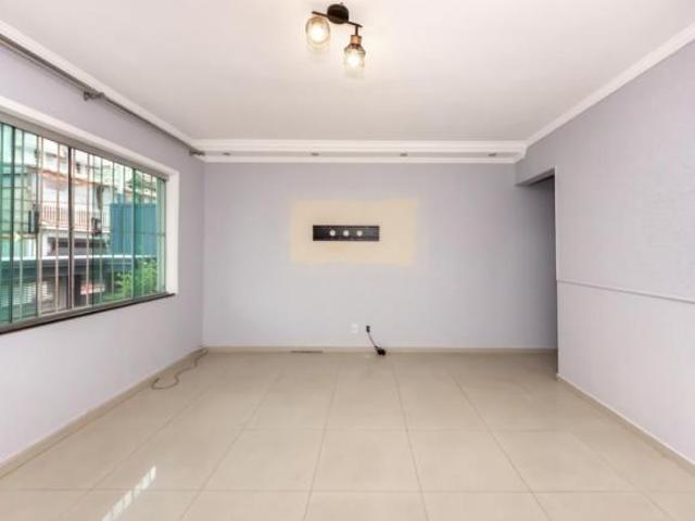 Casa para venda e locação em Vila Isolina Mazzei com 3 quartos, sendo 3 suítes, 218m²