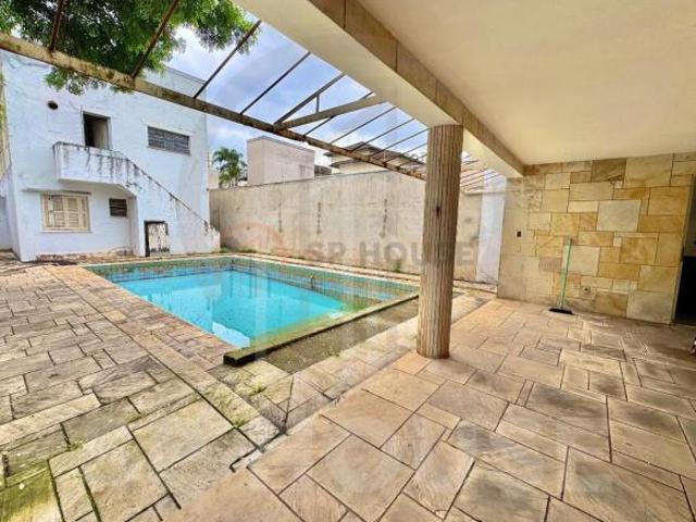 Casa para Venda e Locação no Brooklin: 4 Quartos, 5 Vagas, 477m²