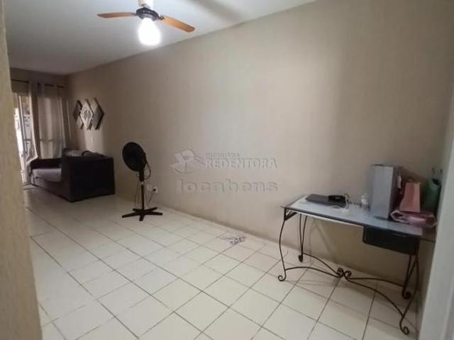 Casa para venda e locação no Parque da Liberdade III com 03 quartos, 01 banheiro e 02 vagas de garag