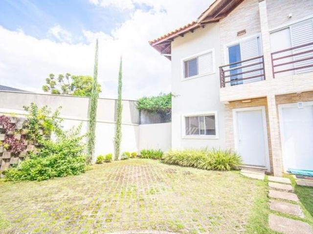Casa para Venda em Cotia, Chácara Canta Galo, 2 dormitórios, 2 suítes, 3 banheiros, 2 vagas