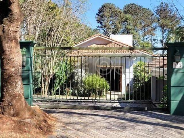 Casa para Venda em Cotia, Bosque do Vianna, 3 dormitórios, 1 suíte, 3 banheiros, 6 vagas