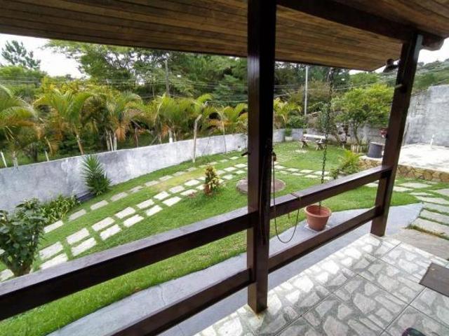Casa para Venda em Cotia, Gramado, 4 dormitórios, 2 suítes, 2 banheiros, 6 vagas