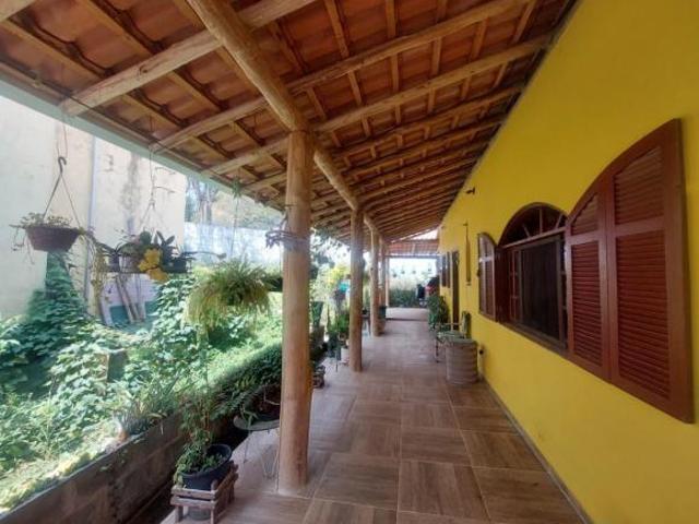Casa para Venda em Cotia, Granja Viana II, 2 dormitórios, 2 suítes, 3 banheiros, 4 vagas