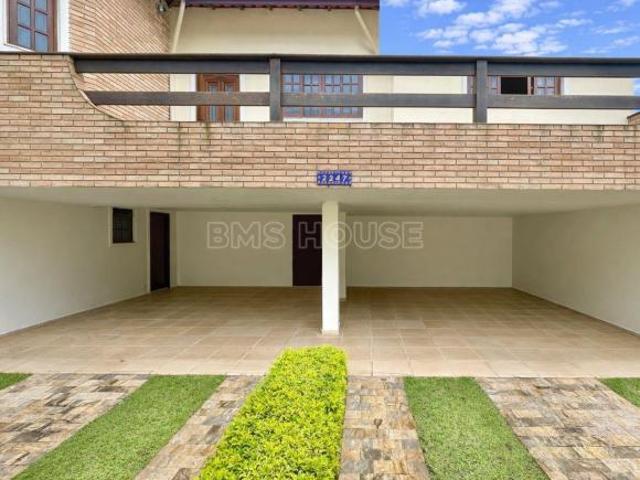 Casa para Venda em Cotia, Granja Viana II, 4 dormitórios, 2 suítes, 5 banheiros, 8 vagas