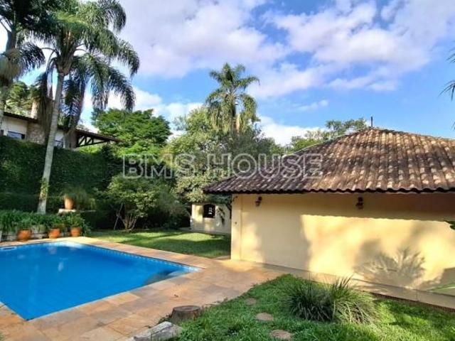 Casa para Venda em Cotia, Granja Viana II, 5 dormitórios, 3 suítes, 4 banheiros, 4 vagas
