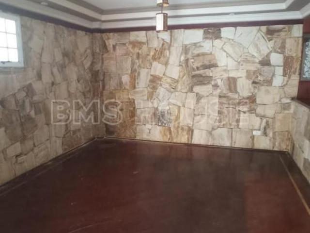 Casa para Venda em Cotia, Granja Viana, 3 dormitórios, 1 suíte, 3 banheiros, 2 vagas