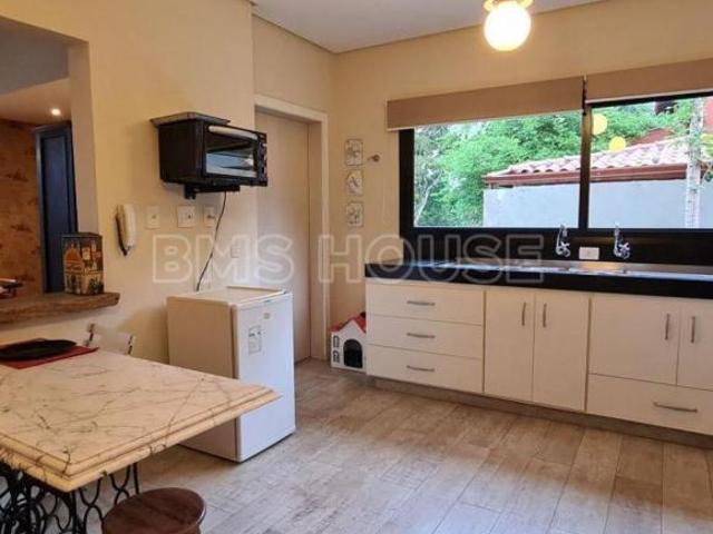 Casa para Venda em Cotia, Granja Viana, 3 dormitórios, 2 suítes, 3 banheiros, 3 vagas