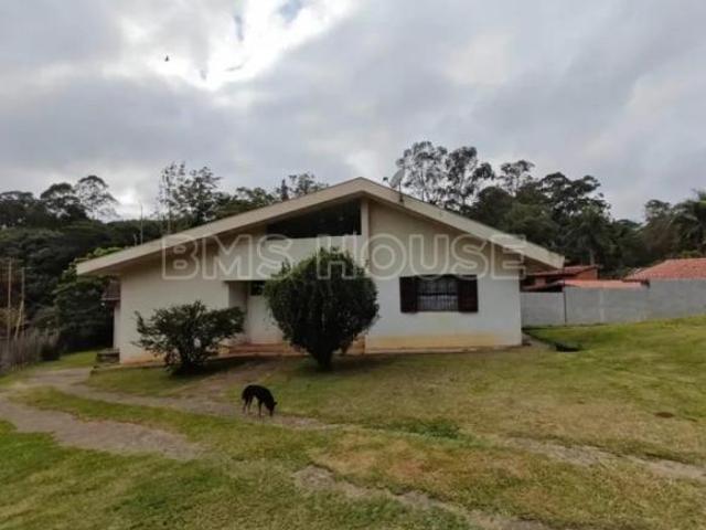 Casa para Venda em Cotia, Granja Viana, 3 dormitórios, 2 suítes, 3 banheiros, 5 vagas