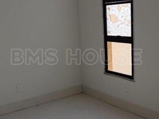 Casa para Venda em Cotia, Granja Viana, 4 dormitórios, 1 suíte, 3 banheiros, 2 vagas