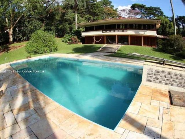 Casa para Venda em Cotia, Granja Viana, 4 dormitórios, 2 suítes, 4 banheiros, 3 vagas