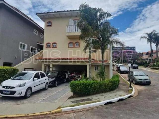 Casa para Venda em Cotia, Granja Viana, 4 dormitórios, 4 suítes, 5 banheiros, 6 vagas