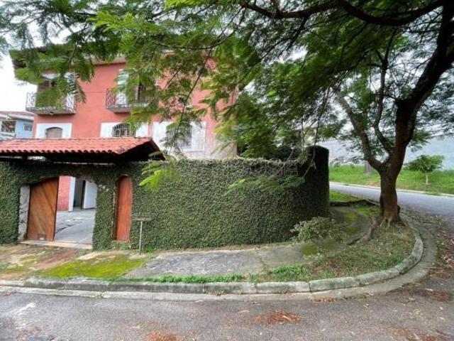 Casa para Venda em Cotia, Granja Viana, 5 dormitórios, 3 suítes, 5 banheiros, 6 vagas