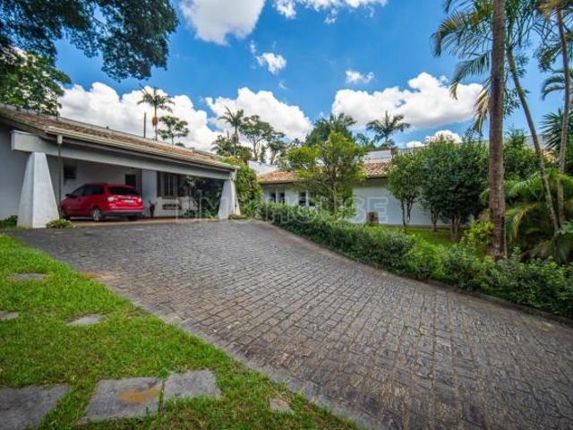 Casa para Venda em Cotia, Granja Viana, 5 dormitórios, 5 suítes, 8 banheiros, 9 vagas
