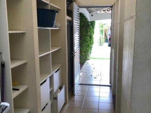 Casa para Venda em Cotia, Jardim Passárgada I, 4 dormitórios, 2 suítes, 3 banheiros, 4 vagas