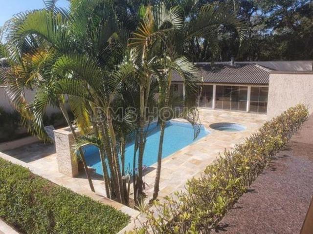 Casa para Venda em Cotia, Jardim Passárgada I, 4 dormitórios, 4 suítes, 7 banheiros, 4 vagas