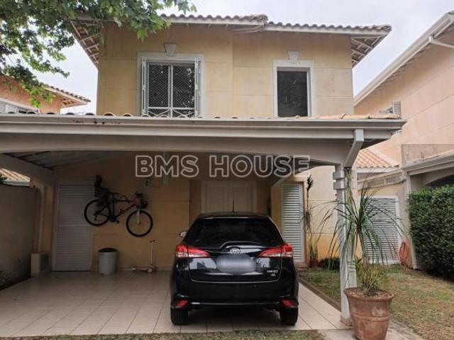 Casa para Venda em Cotia, Jardim Passárgada I, 3 dormitórios, 2 suítes, 5 banheiros, 2 vagas