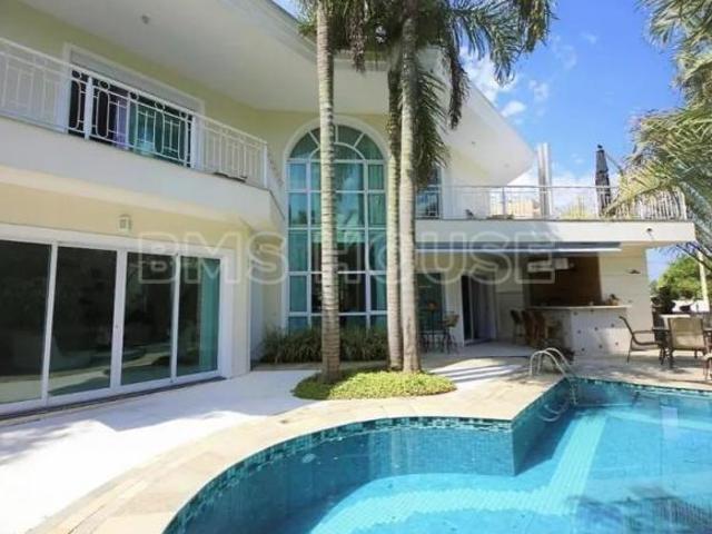 Casa para Venda em Cotia, São Paulo II, 4 dormitórios, 4 suítes, 7 banheiros, 4 vagas