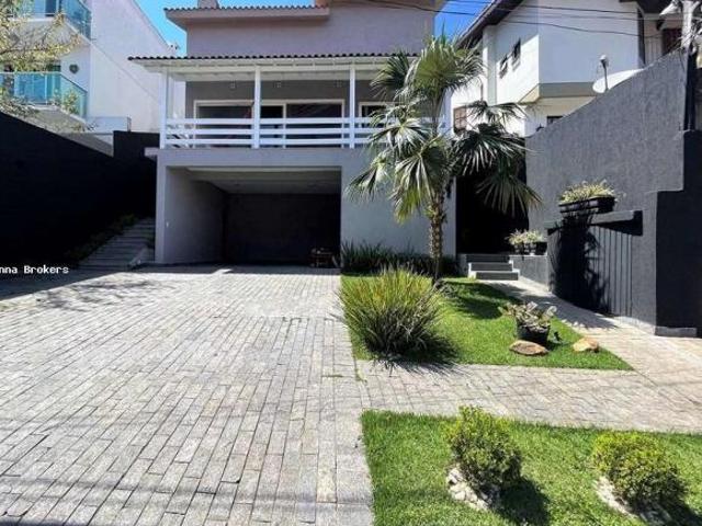 Casa para Venda em Cotia, São Paulo II, 5 dormitórios, 3 suítes, 5 banheiros, 4 vagas