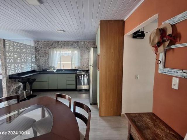 Casa para venda em Cohapar de 160.00m² com 4 Quartos, 2 Suites e 5 Garagens