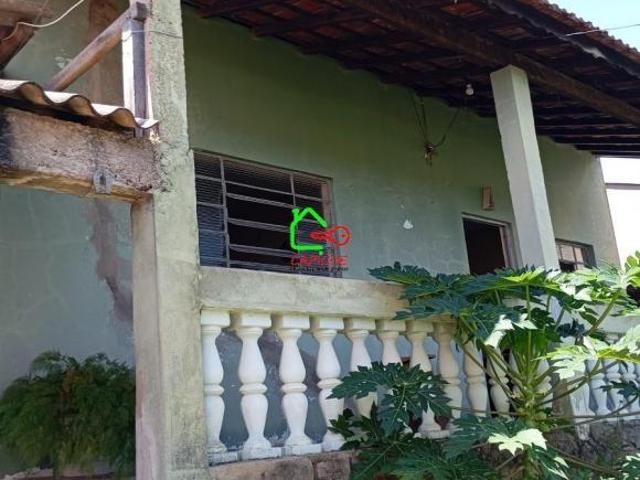 Casa para venda em Colina Dos Pinheiros de 180.00m² com 3 Quartos e 5 Garagens