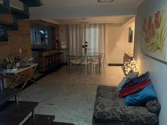 Casa para Venda em Colombo, São Gabriel, 6 dormitórios, 2 suítes, 4 banheiros, 3 vagas