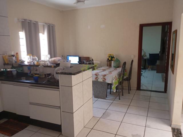 Casa para venda em Concórdia I em Araçatuba São Paulo de 193.00m² com 2 Quartos, 1 Suíte e 2 Garagens
