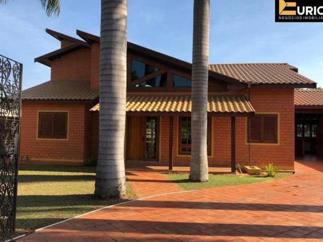 Casa para venda em Condomínio Tereza Cristina de 250.00m² com 3 Quartos e 4 Garagens