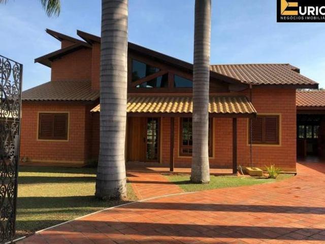 Casa para venda em Condomínio Tereza Cristina de 250.00m² com 3 Quartos e 4 Garagens