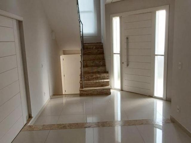 Casa para venda em Condomínio Vila Lobos de 340.00m² com 3 Quartos, 3 Suites e 4 Garagens