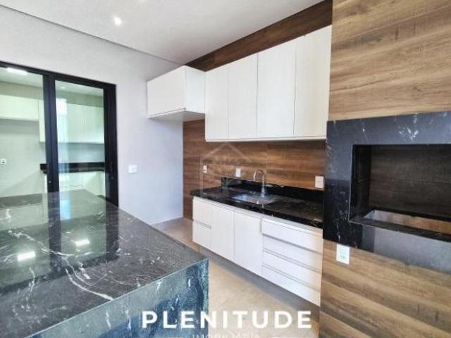 Casa para venda em Condomínio Vila Toscana de 310.00m² com 3 Quartos, 2 Suites e 2 Garagens