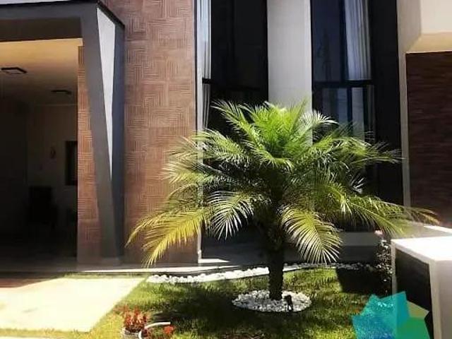 Casa para venda em Condomínio Village Moutonnée de 115.00m² com 3 Quartos, 1 Suite e 3 Garagens
