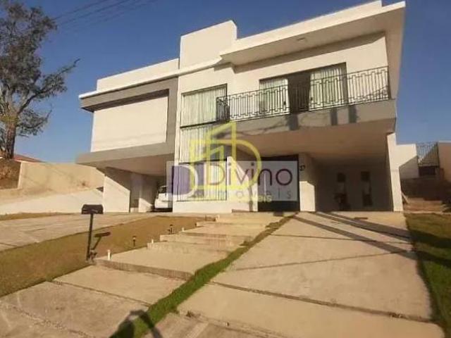 Casa para venda em Condomínio Village Ipanema de 340.00m² com 3 Quartos, 3 Suites e 9 Garagens