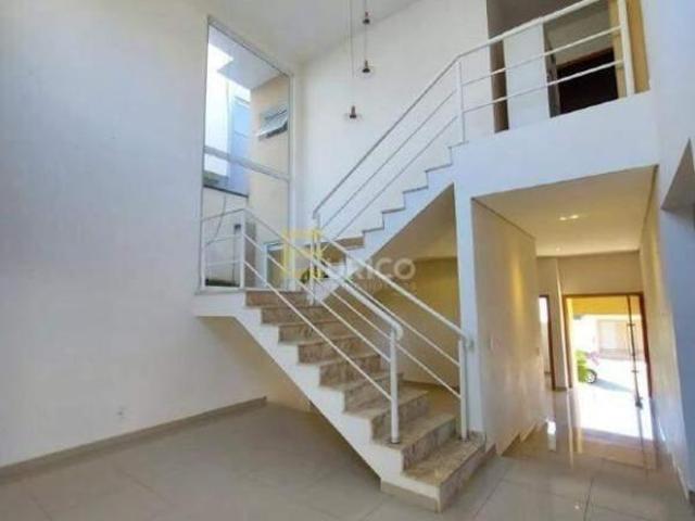 Casa para venda em Condominio Villagio Di Napolli de 220.00m² com 3 Quartos, 3 Suites e 2 Garagens