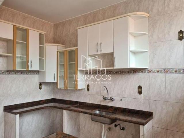 Casa para venda em Condomínio Vista Alegre de 348.00m² com 3 Quartos, 1 Suite e 11 Garagens
