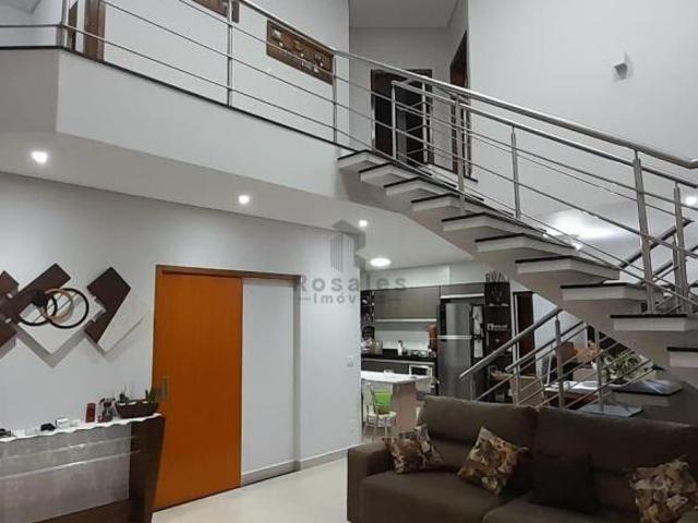 Casa para venda em Condomínio Cancioneiro de 203.00m² com 4 Quartos, 4 Suites e 2 Garagens
