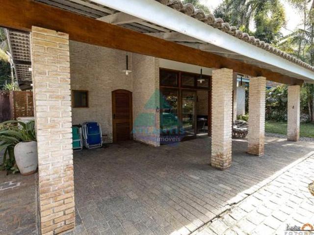 Casa para venda em Condomínio Domingas Dias de 218.00m² com 4 Quartos, 4 Suites e 3 Garagens