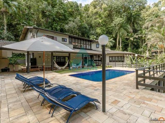 Casa para venda em Condomínio Domingas Dias de 471.00m² com 5 Quartos, 5 Suites e 5 Garagens