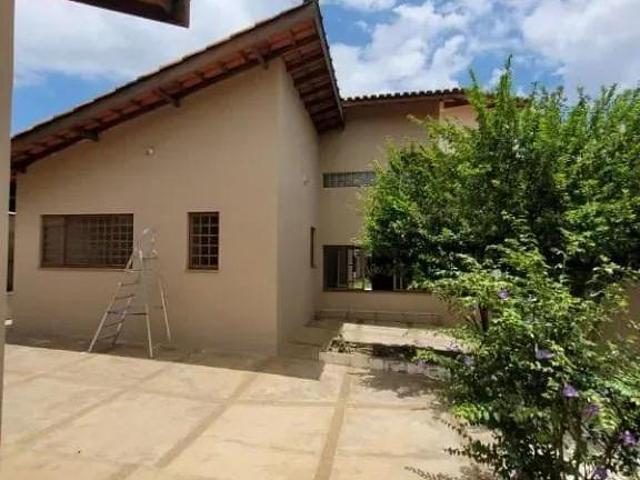 Casa para venda em Condomínio Fechado Village Haras São Luiz de 211.00m² com 3 Quartos, 1 Suite e 5