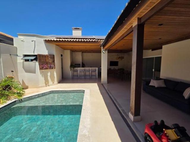 Casa para venda em Condomínio Habiana 1 de 281.00m² com 4 Quartos, 4 Suites e 2 Garagens