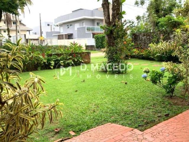 Casa para venda em Condominio Lagoinha de 180.00m² com 3 Quartos e 3 Garagens