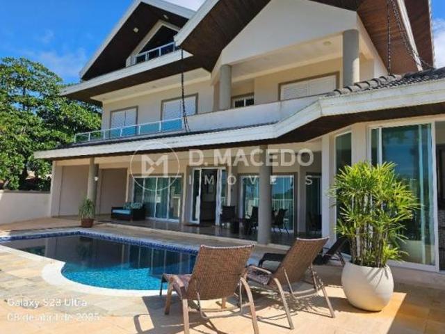 Casa para venda em Condominio Lagoinha de 375.00m² com 5 Quartos, 5 Suites e 3 Garagens